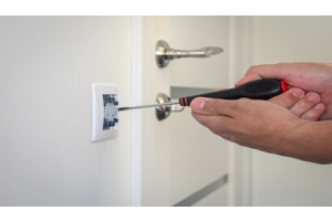 ¿Qué es y cómo funciona un interruptor eléctrico?